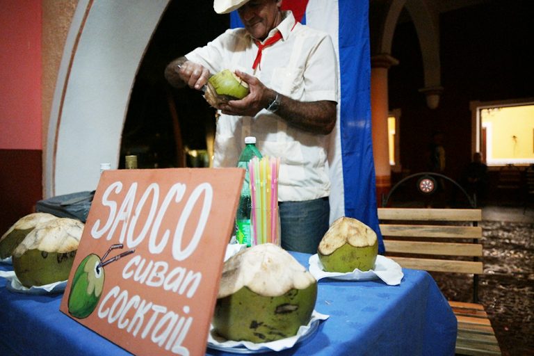 Kuba. Bilder einer Reise von West nach Ost. | LOOPING – Zusammen die ...